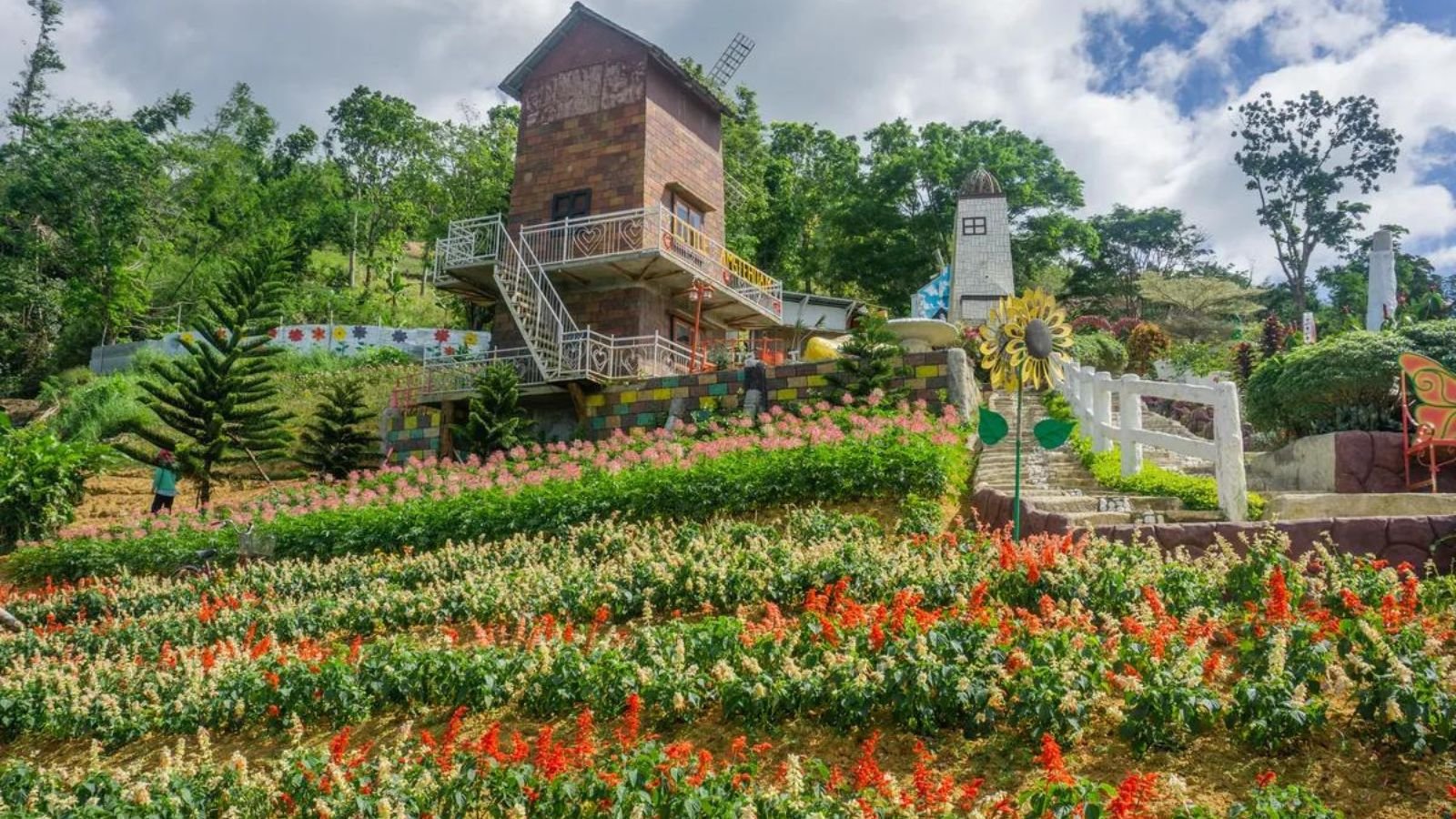 Discovering the Magic of Sirao Garden's Landscape in 2024