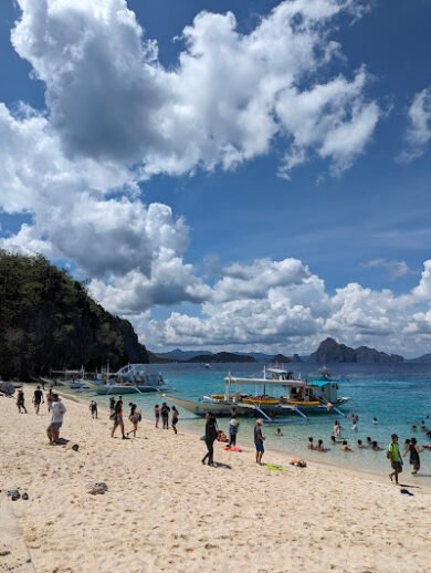 Exploring Seven Commando Beach in Palawan